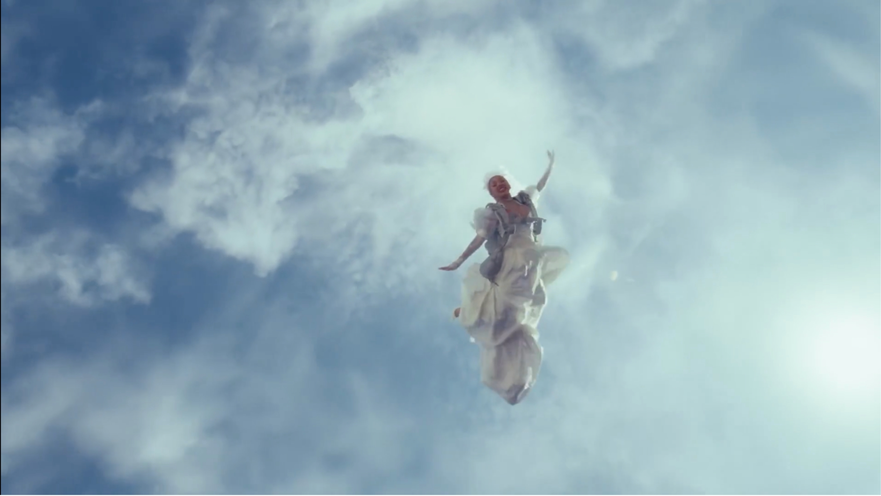 Bueno | Dave Meyers And Doja Cat Took A Twist On Falling In Love To The ...